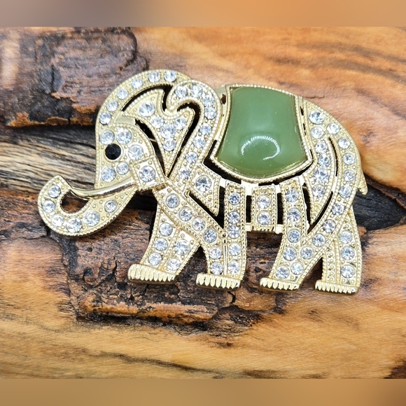 Monet | Jewelry | Monet Elephant Brooch W Green Saddle Clear Pave ...